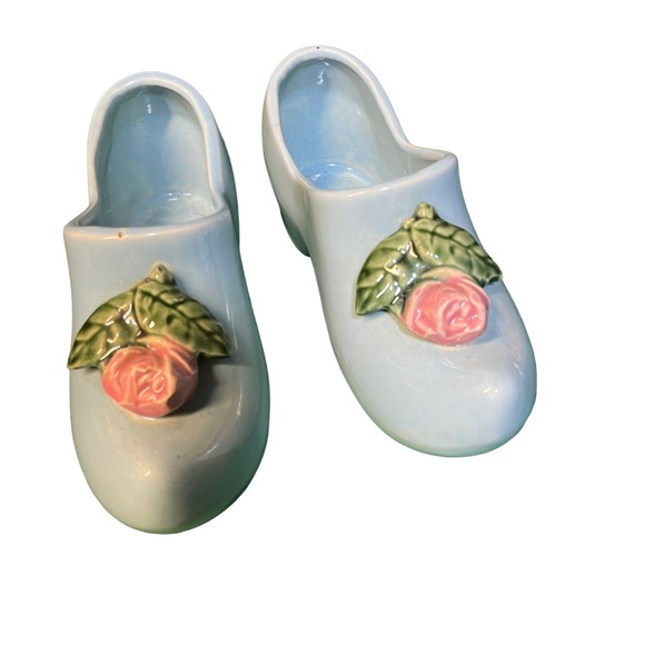 Vintage | Accents | Pair Of 94s Mccoy Ceramic Dutch Clog Planters ...